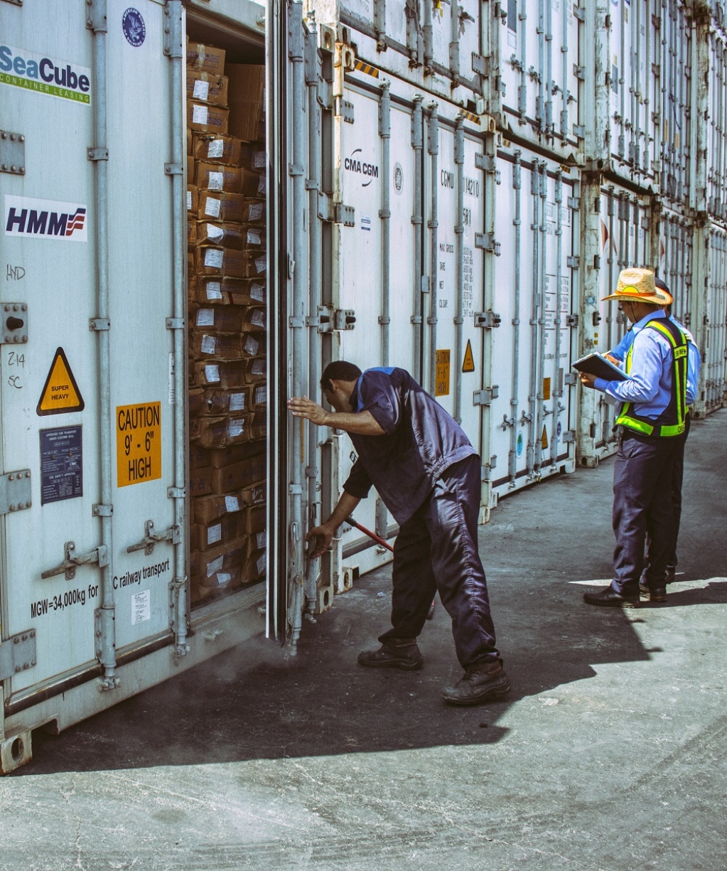 شرکت خدمات دریایی و بندری سی دلف